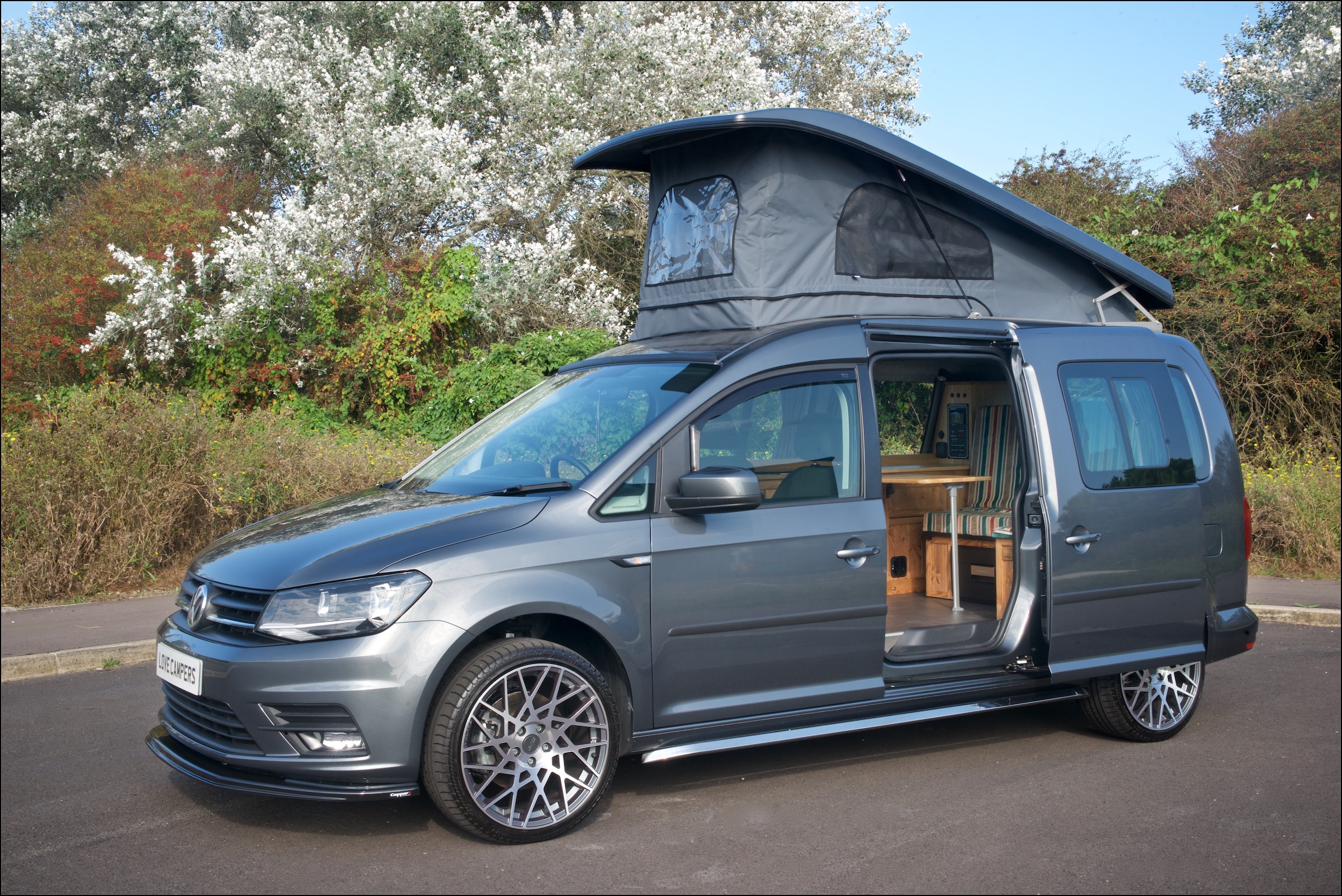 Elegantes Caddy Camper Gebraucht Ebenbildnull