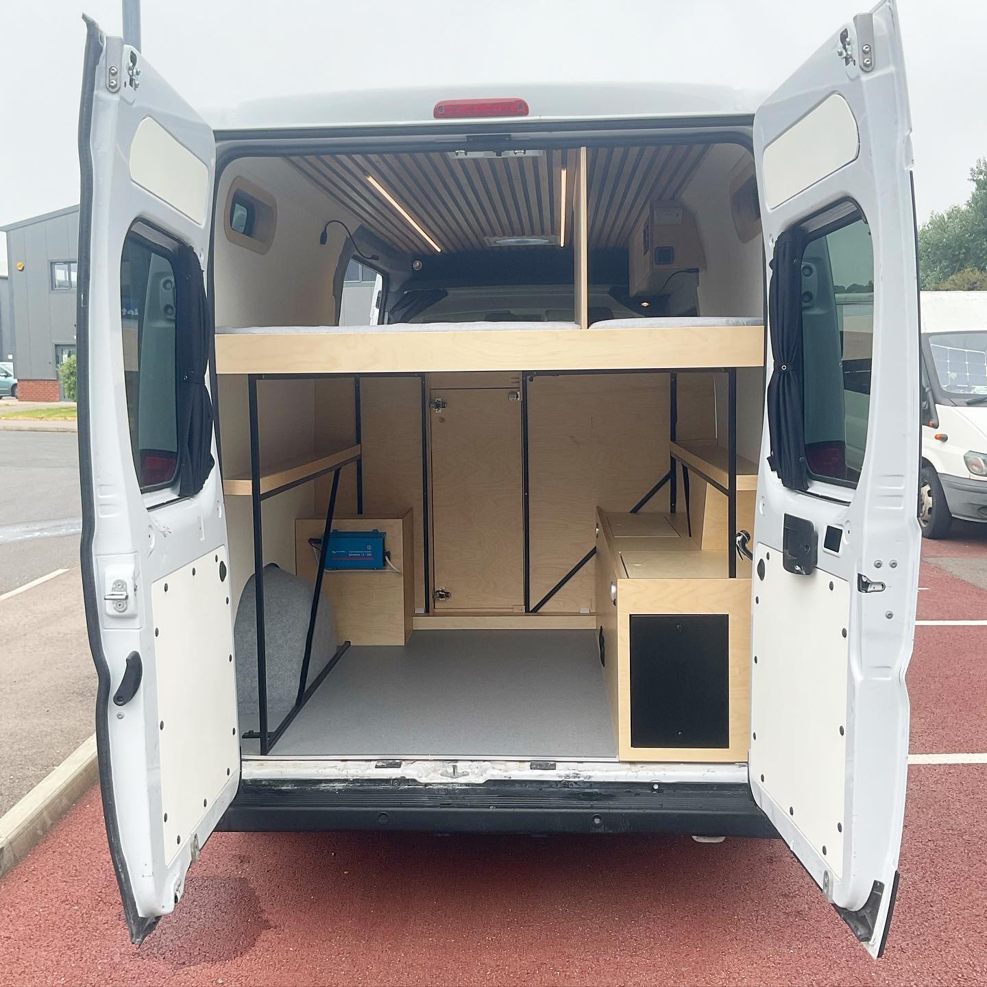 Race van & Adventure van conversions